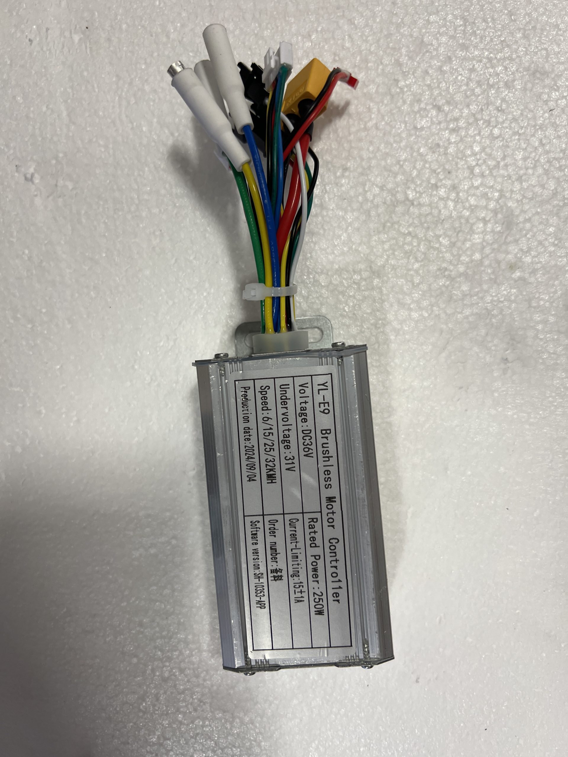 E9 Pro Controller | HONEY WHALE